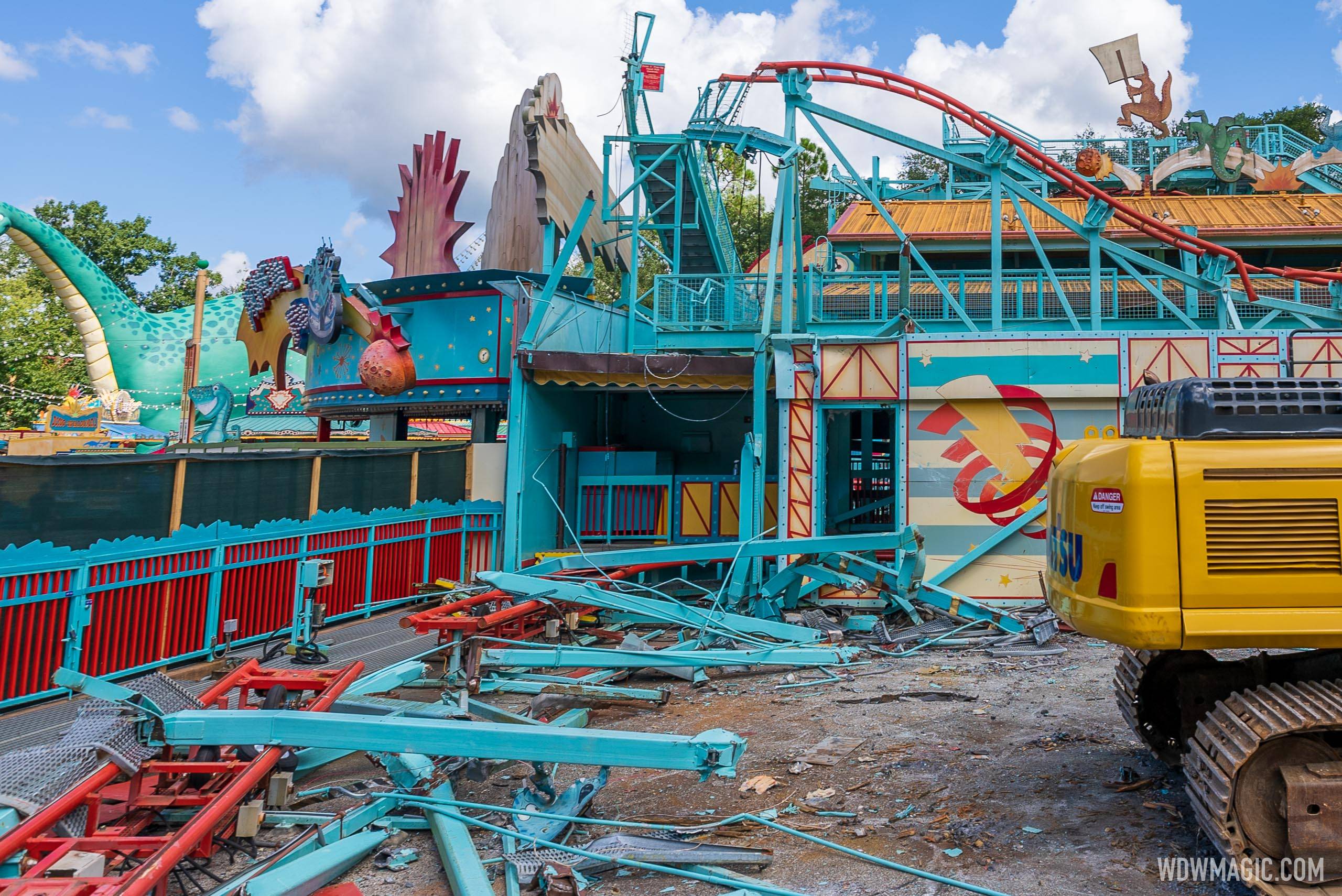 Animal Kingdom Primeval Whirl