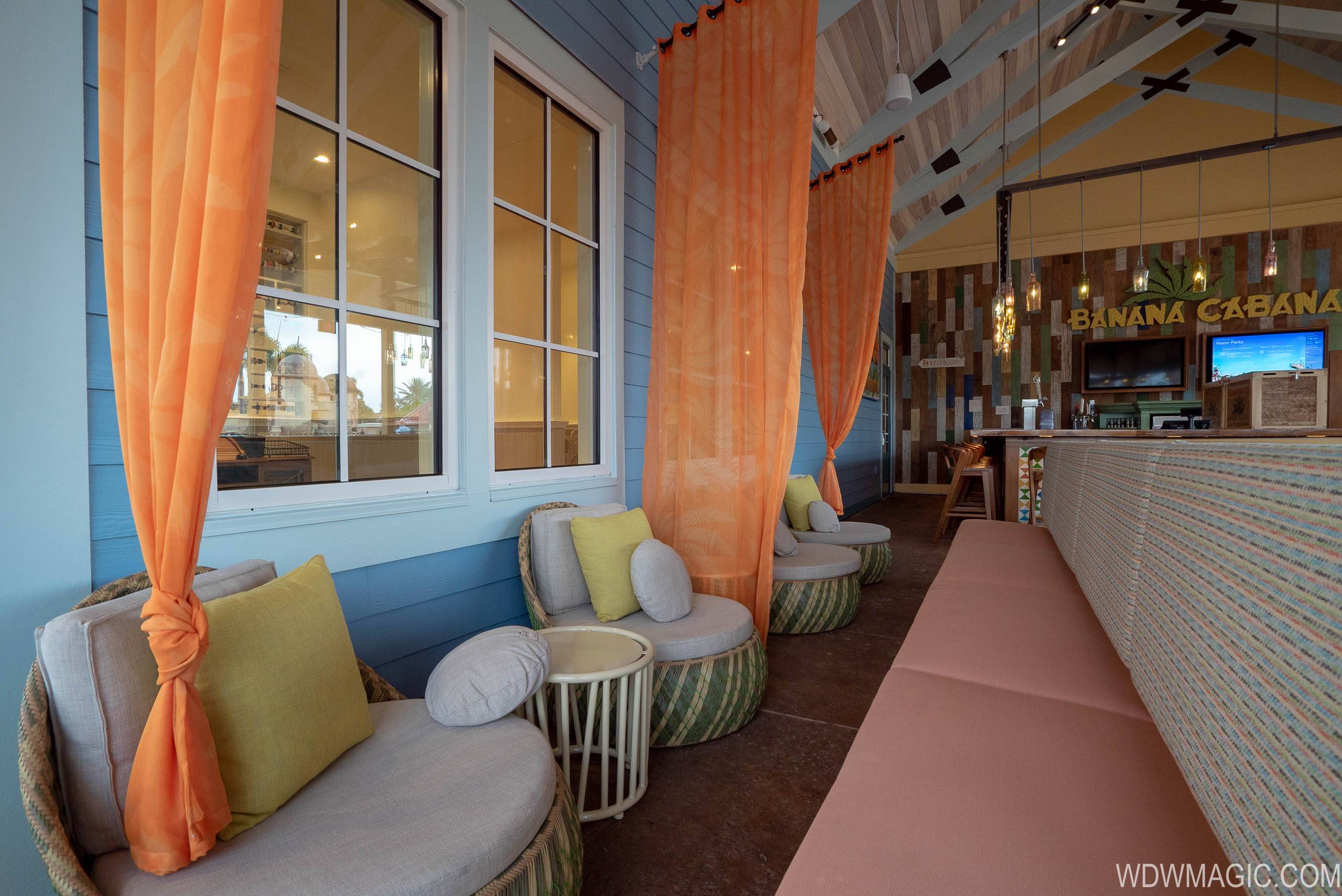 Photo Gallery For Banana Cabana Pool Bar At Disney39s Caribbean Beach ...